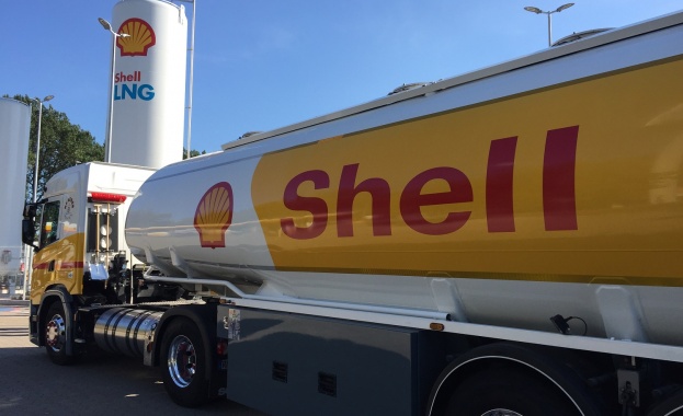 Първата станция Shell за продажба на дребно на втечнен природен газ в ...