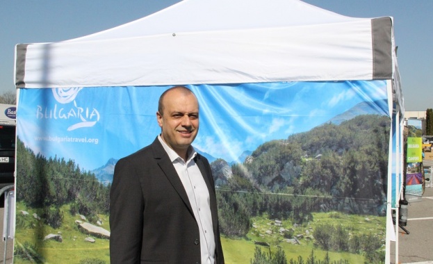 Министър Проданов Развитието на къмпинг туризма е предпоставка за икономическото съживяване на