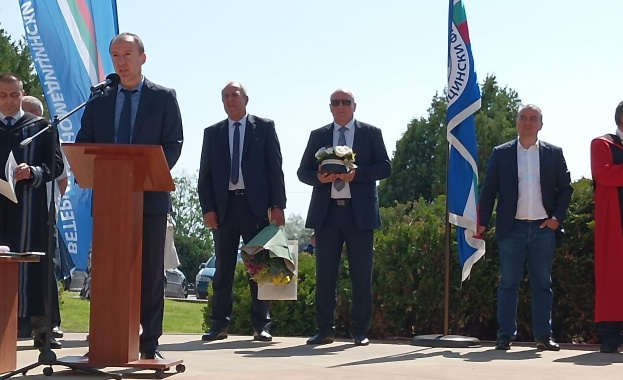 Зам министър Чамбов Работата Ви е важна и за недопускането на болести сред животните и за