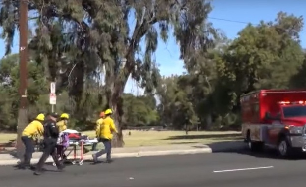 Двама загинали и поне петима ранени след масова стрелба в парк Cross Bg