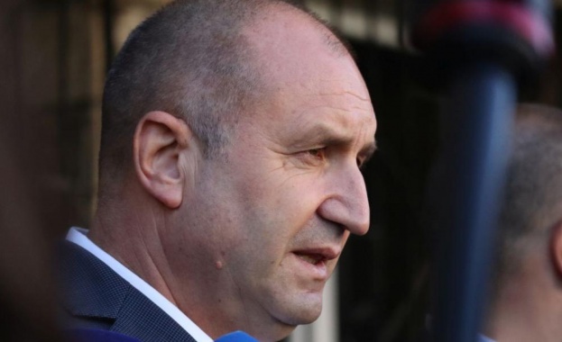 Присъединяването на България към Шенген обсъдиха в телефонен разговор президентът Радев и Урсула